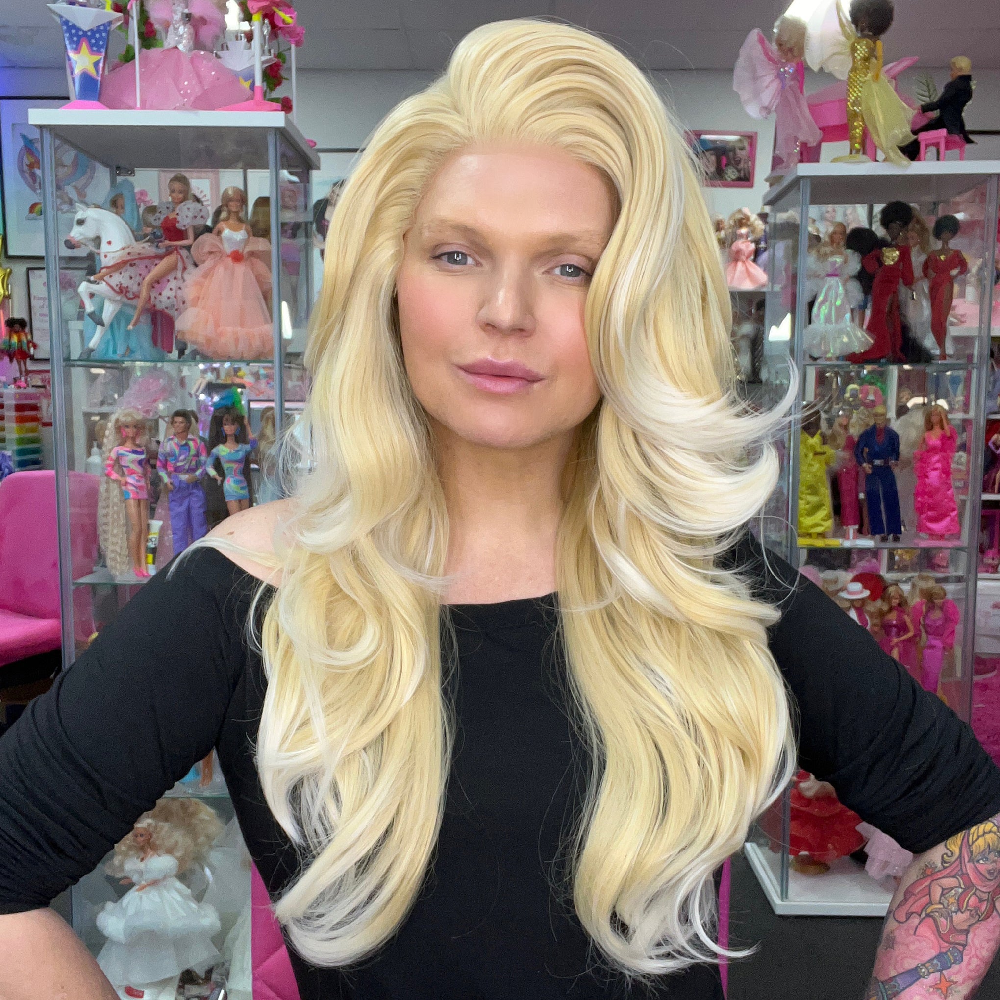 Ultimate Vanity - Bombshell - Stage Lace - Wigs by Vanity